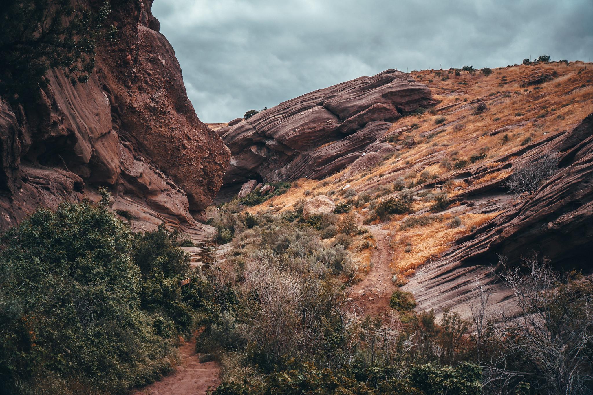 Vasquez Rocks Loop Hike using the Pacific Crest Trail